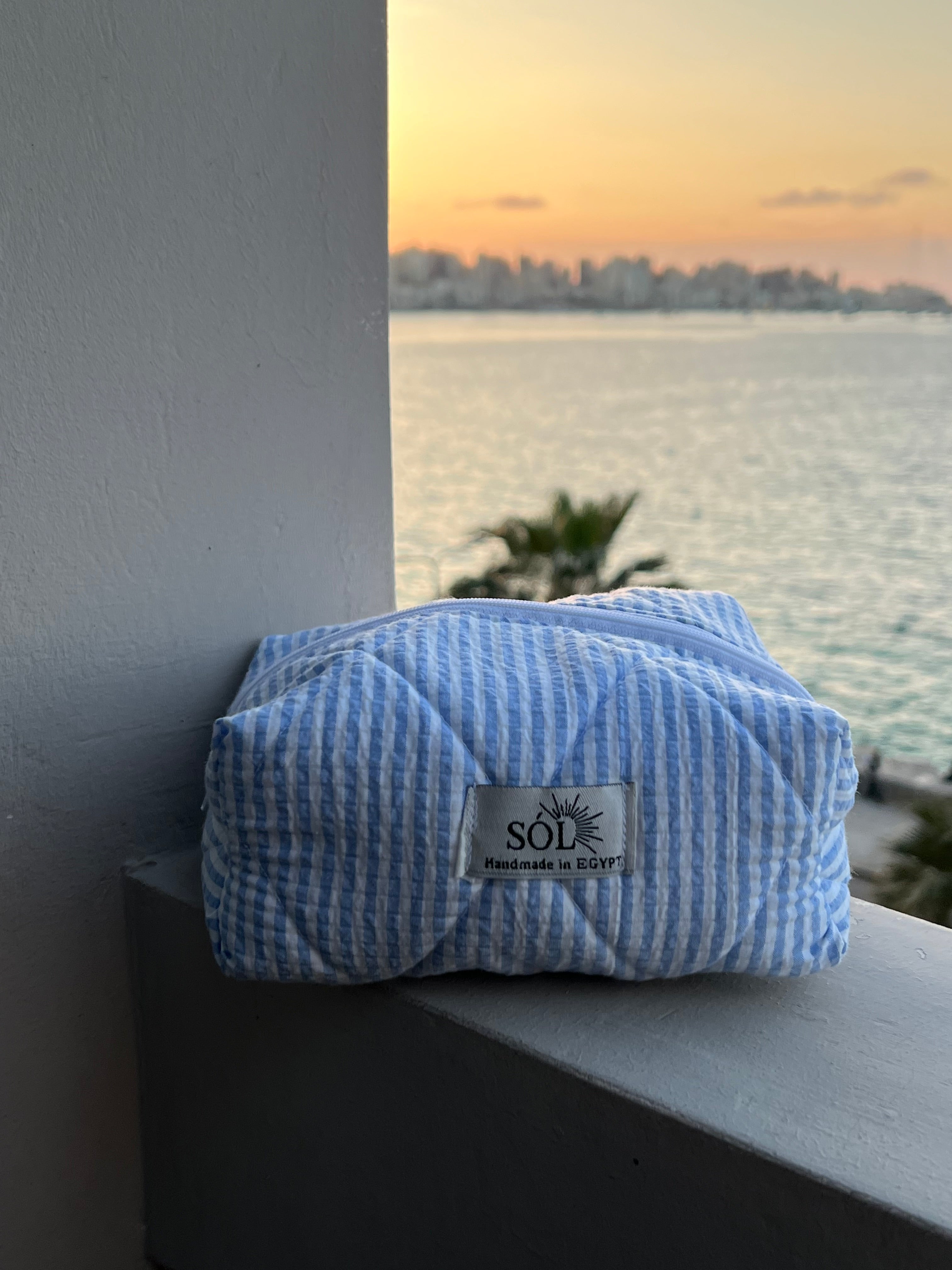 Lily blue pouch – Sol